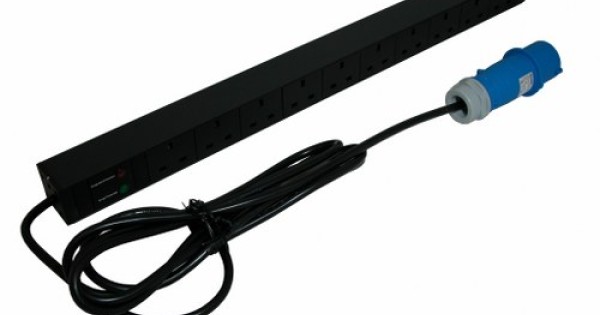 10 Way 13A Vertical PDU with 16AMP Commando Plug